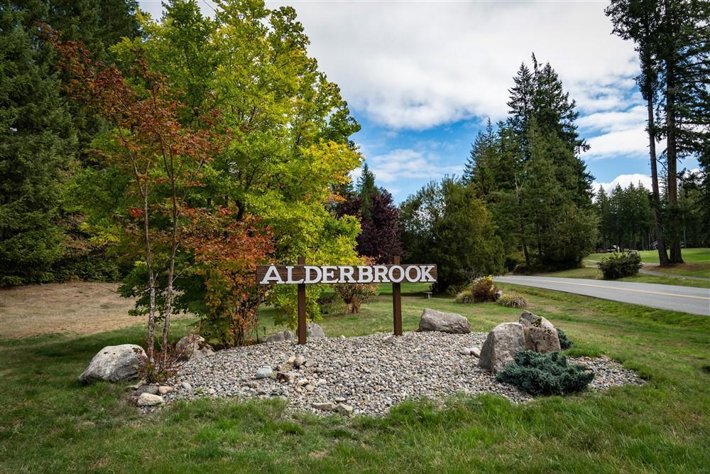 Living - Alderbrook Golf & Yacht Club
